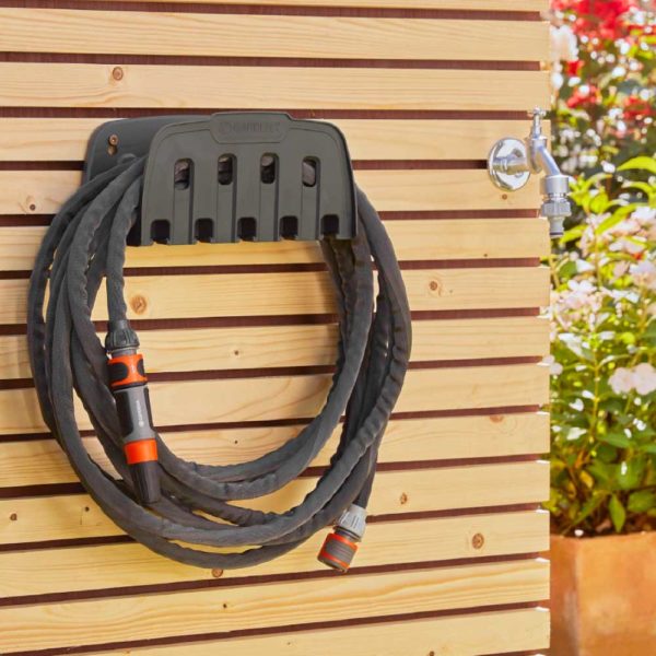 Gardena Wall Hose Bracket - thepotandplanter